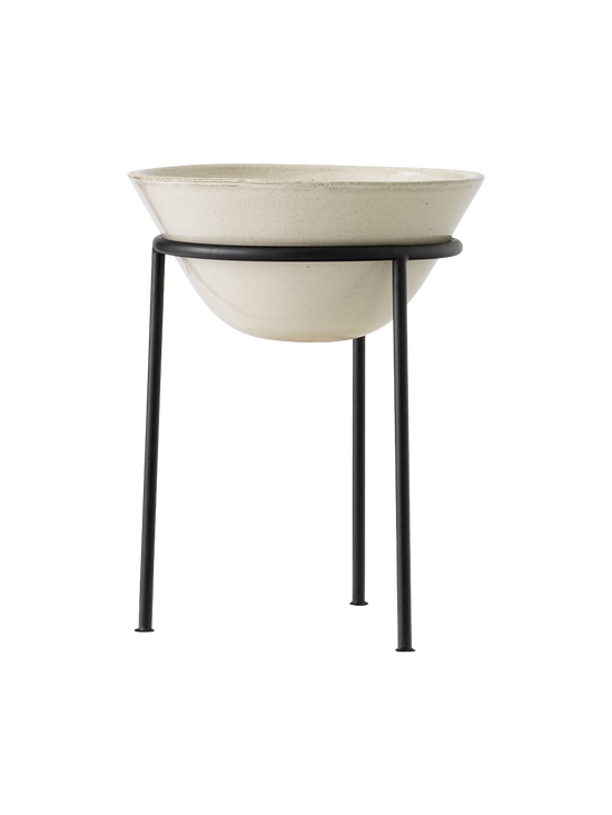 Daiza Planter | Outdoor Garden collection | by Audo