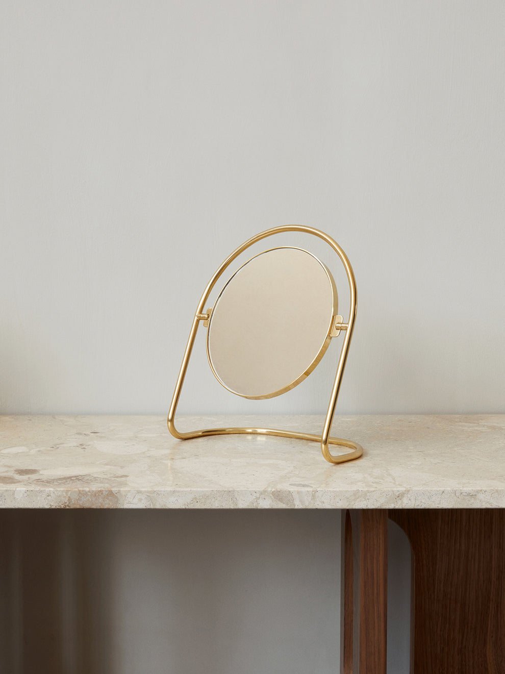 Nimbus Table Mirror | Elegant table mirror by Krøyer-Sætter-Lassen